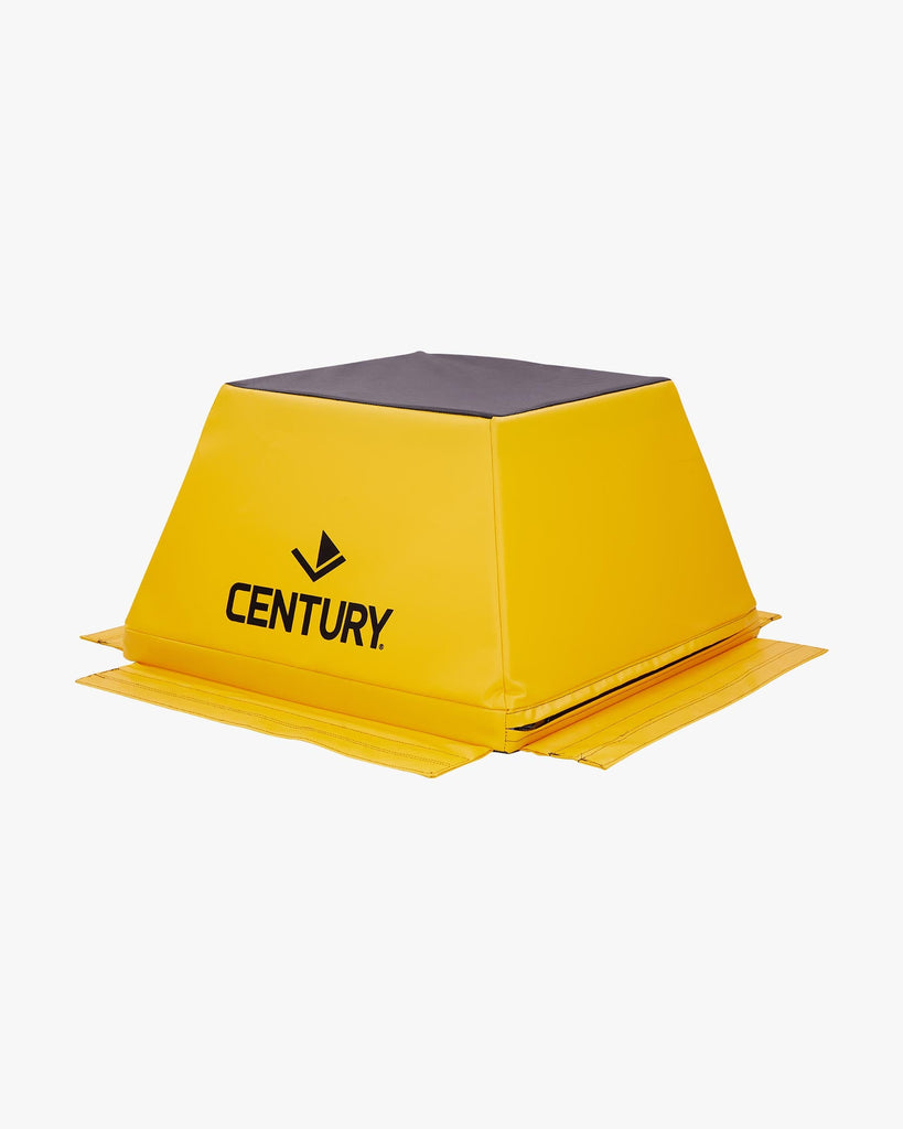 Century Ninja Post | Century Obstacle Course from Century Mats ...